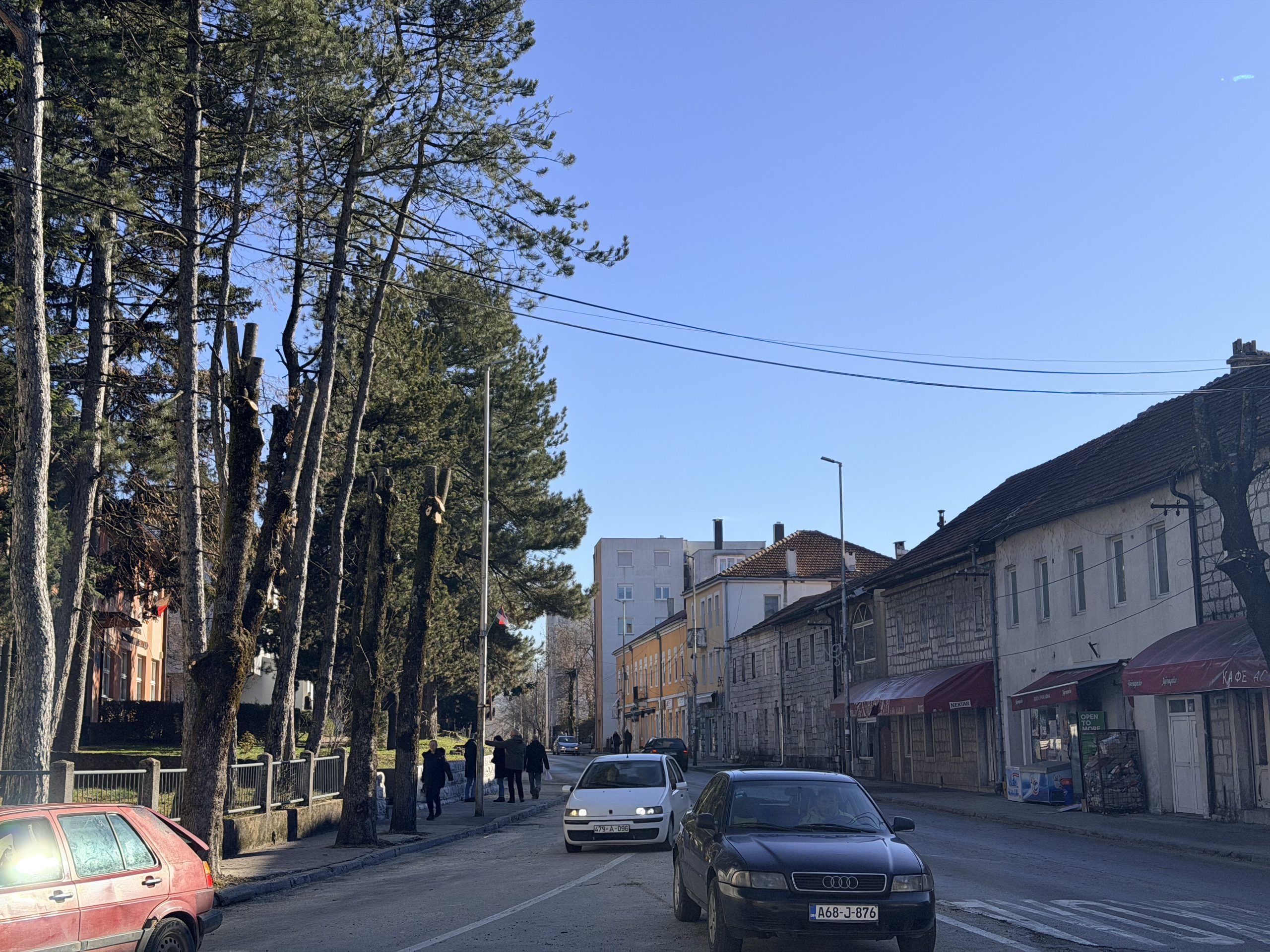 "Komus" završava godinu sa minusom, ali sa nadom u bolju 2026. - Radio ...